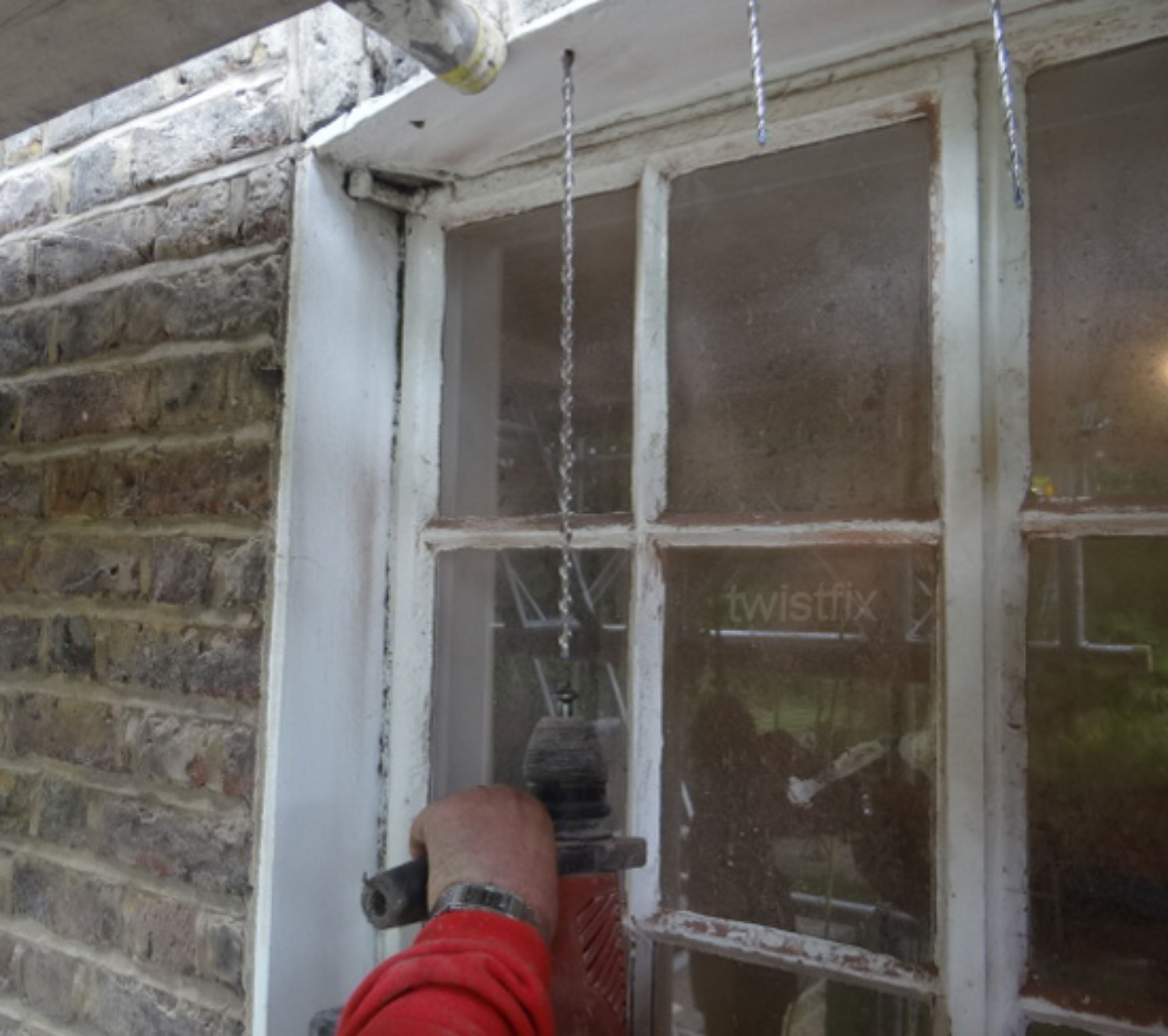 Crack Stitching Restores Period Property